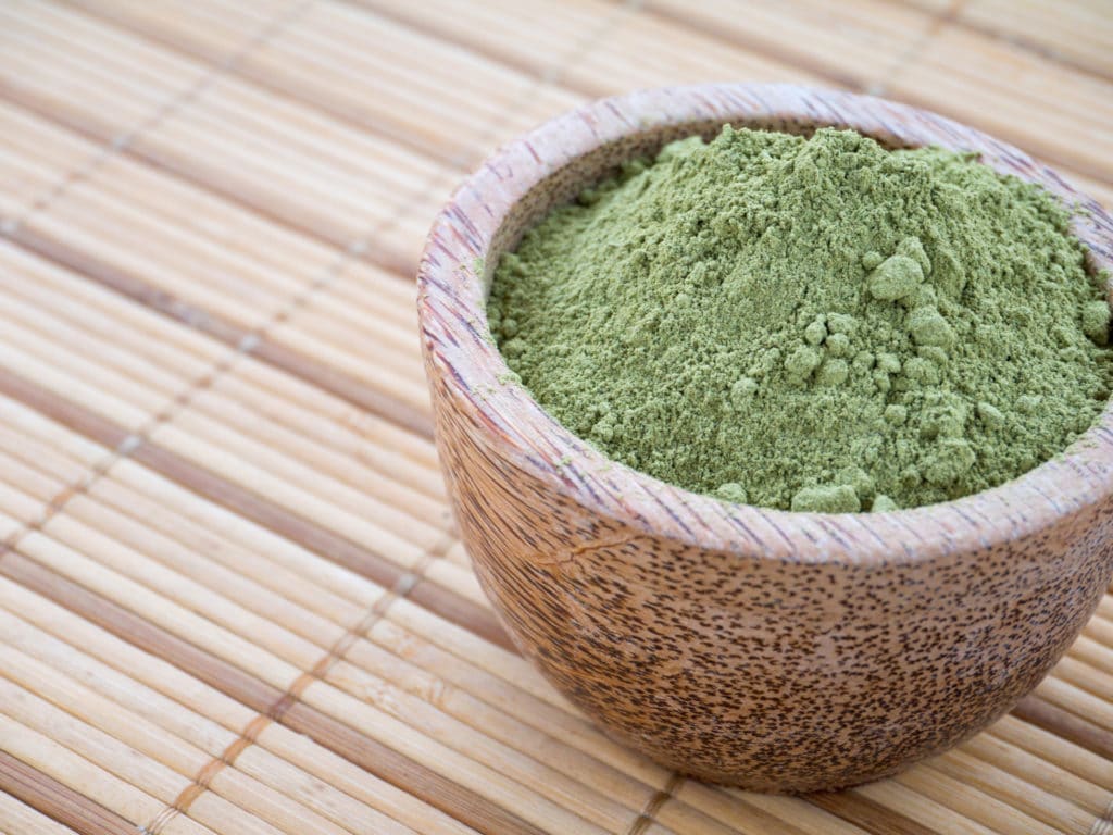 Buy White Vein Horned Leaf Kratom Powder - Green Leaf Kratom